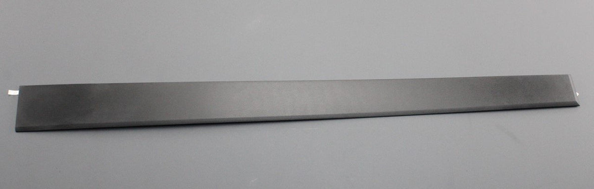 SEAT Arona 2018-on door lower plastic trim (front left) 6F9853959 9B9 ...
