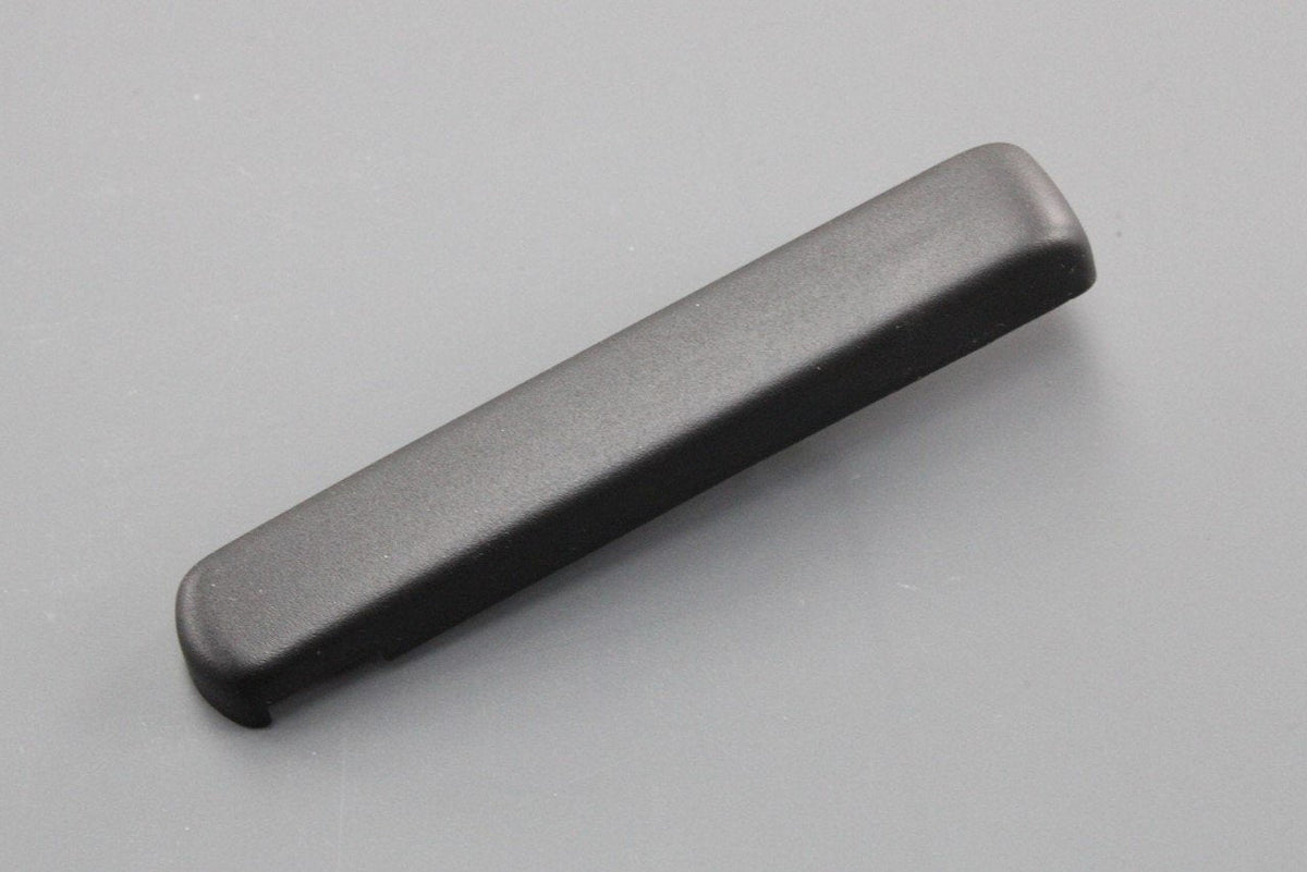 Audi Q7 Q8 RSQ8 2016- seat rail cover cap (rear) 4M0881345A 4PK ...