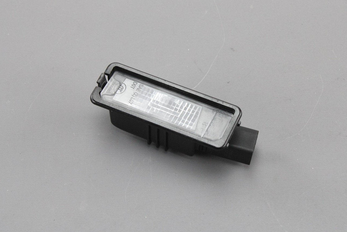 VW Amarok Beetle Golf Polo Scirocco LED number plate light 1K8943021 ...
