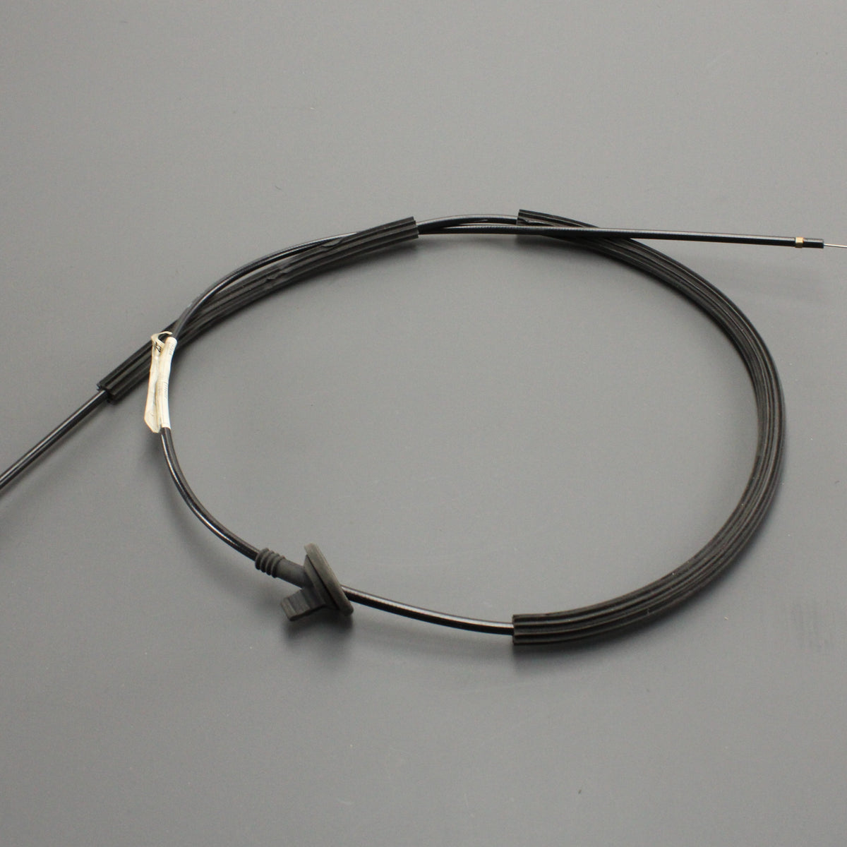 VW Caddy Touran 2011-15 bonnet release cable (rear section) 1T0823535F ...