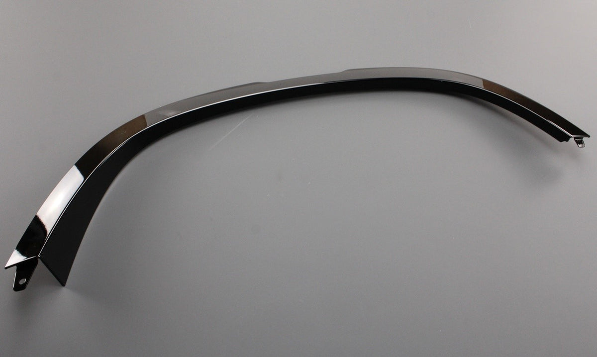 Land Rover Defender 2020-on rear wheel arch moulding (left) LR160392 ...