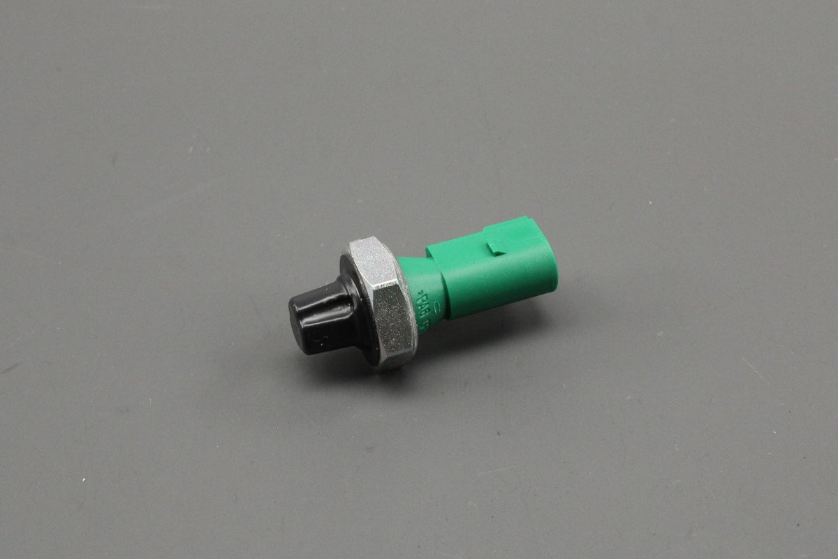 Bentley Continental Bentayga Flying Spur oil pressure switch 079919081 ...