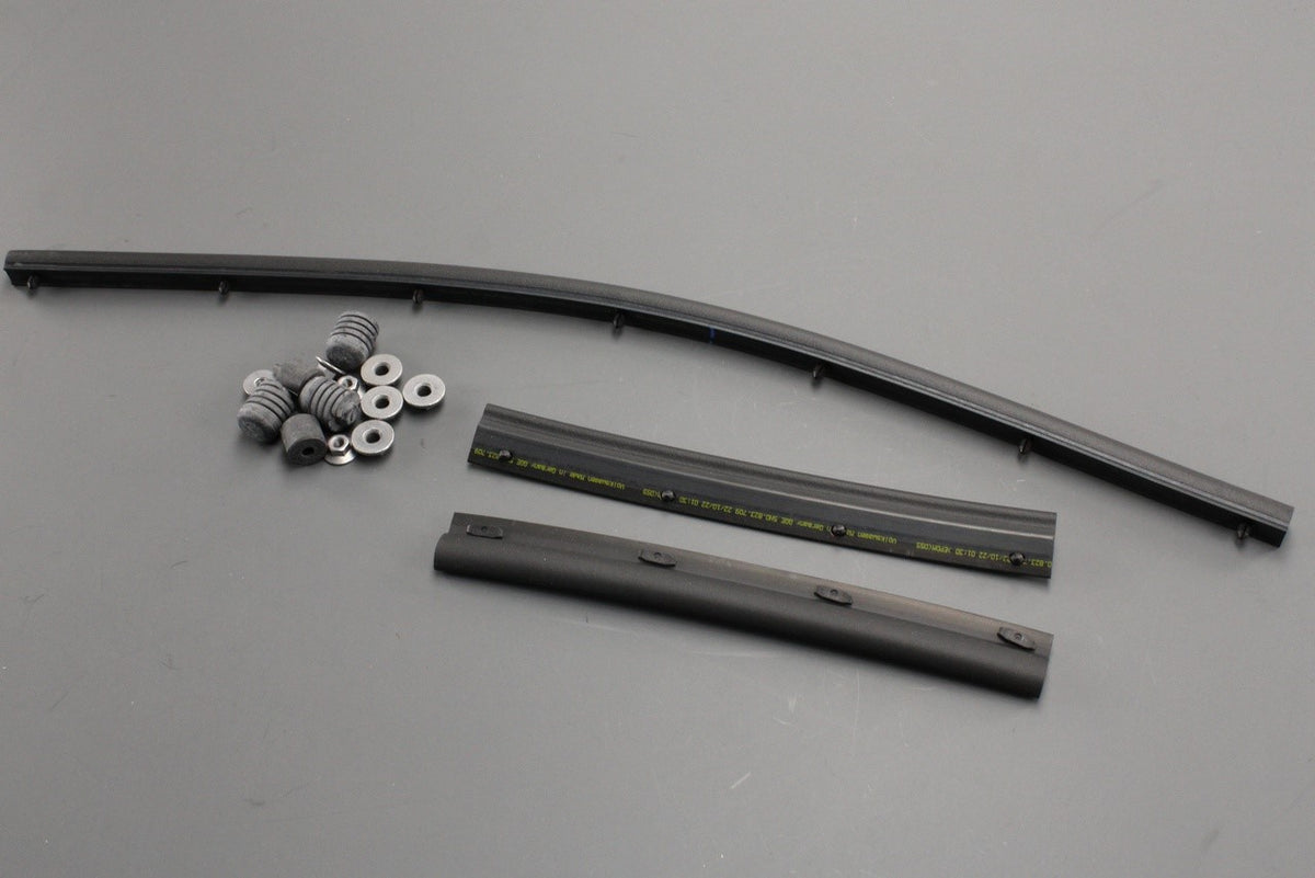 VW Golf MK8 2020-on bonnet attachment kit and seal set 5H0898615A ...